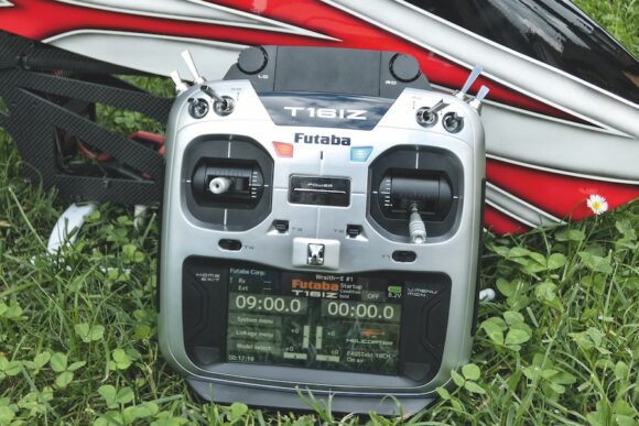 First look: die neue Futaba T16iZ - ROTOR Magazin