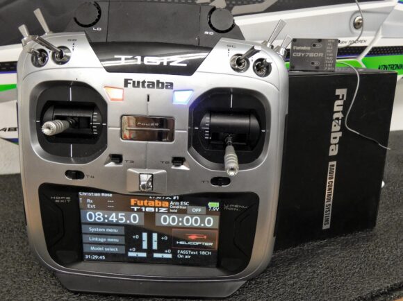 Futaba CGY-755/760R – so gelingt das Setup - ROTOR Magazin