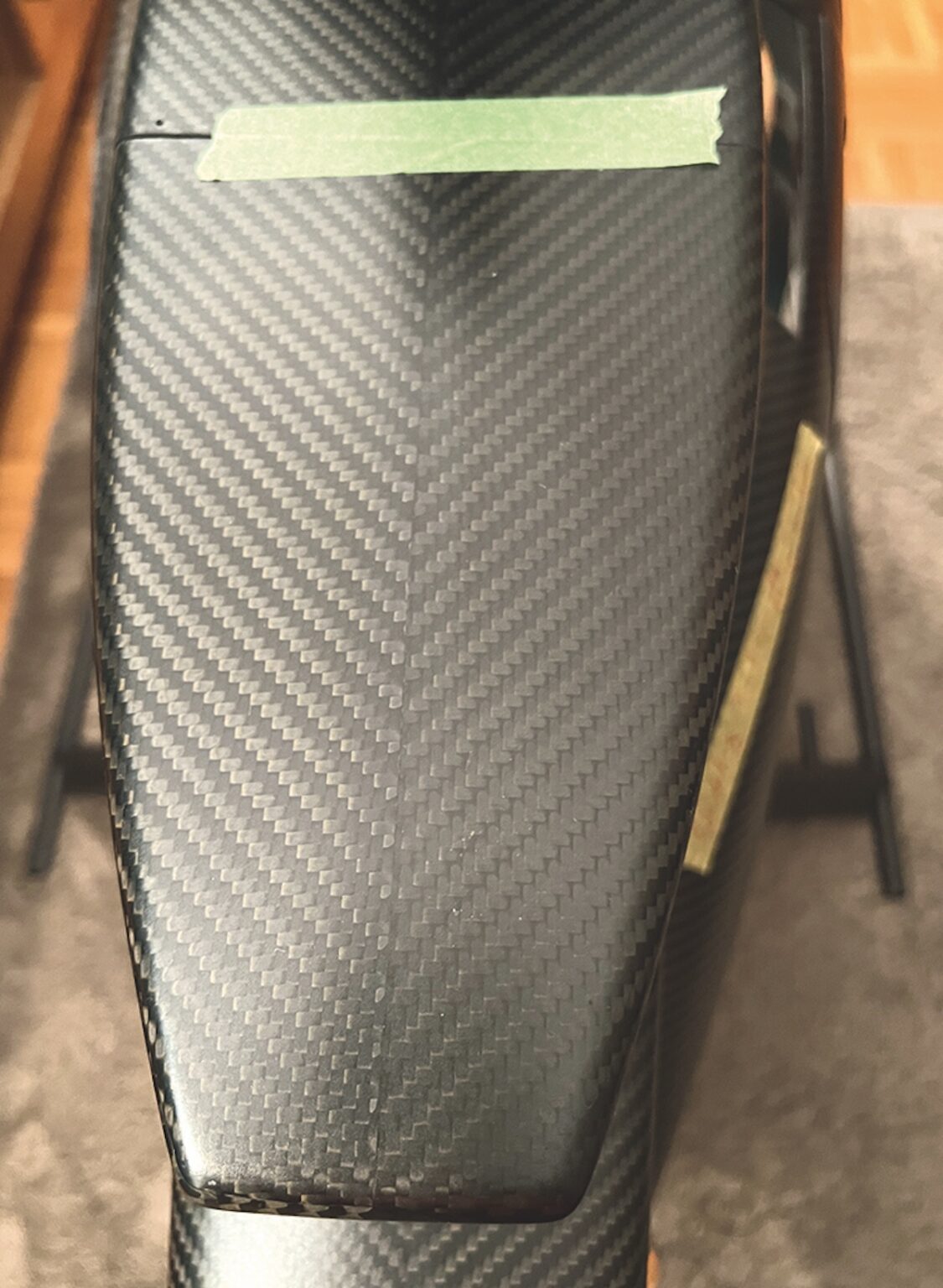 Edel-Chopper: Die Carbon-Hughes 500D von Markus Tisius - ROTOR Magazin